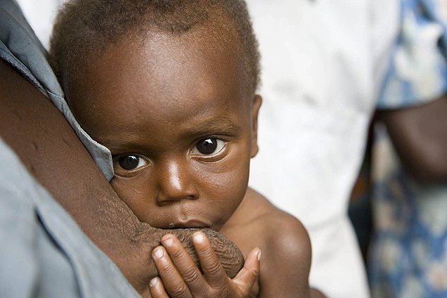 Malnutrição por desmame precoce matou este ano 73 crianças angolanas no ...