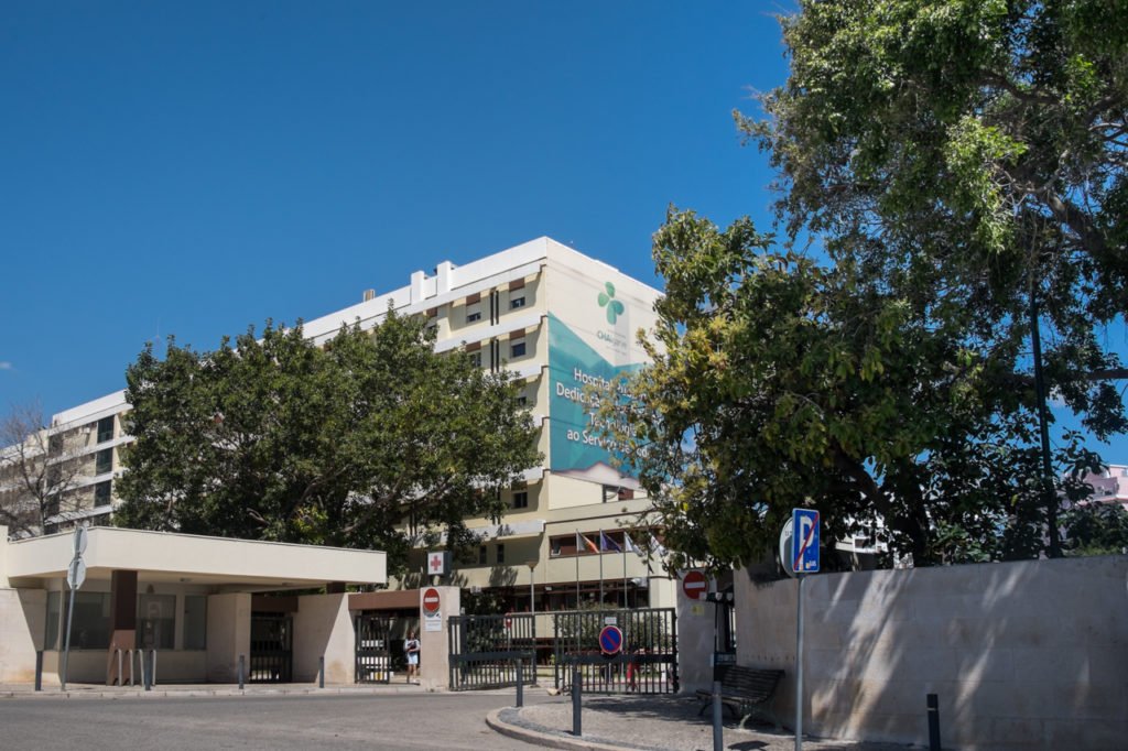 Ministra da Saúde garante que escalas "estão asseguradas" no hospital ...