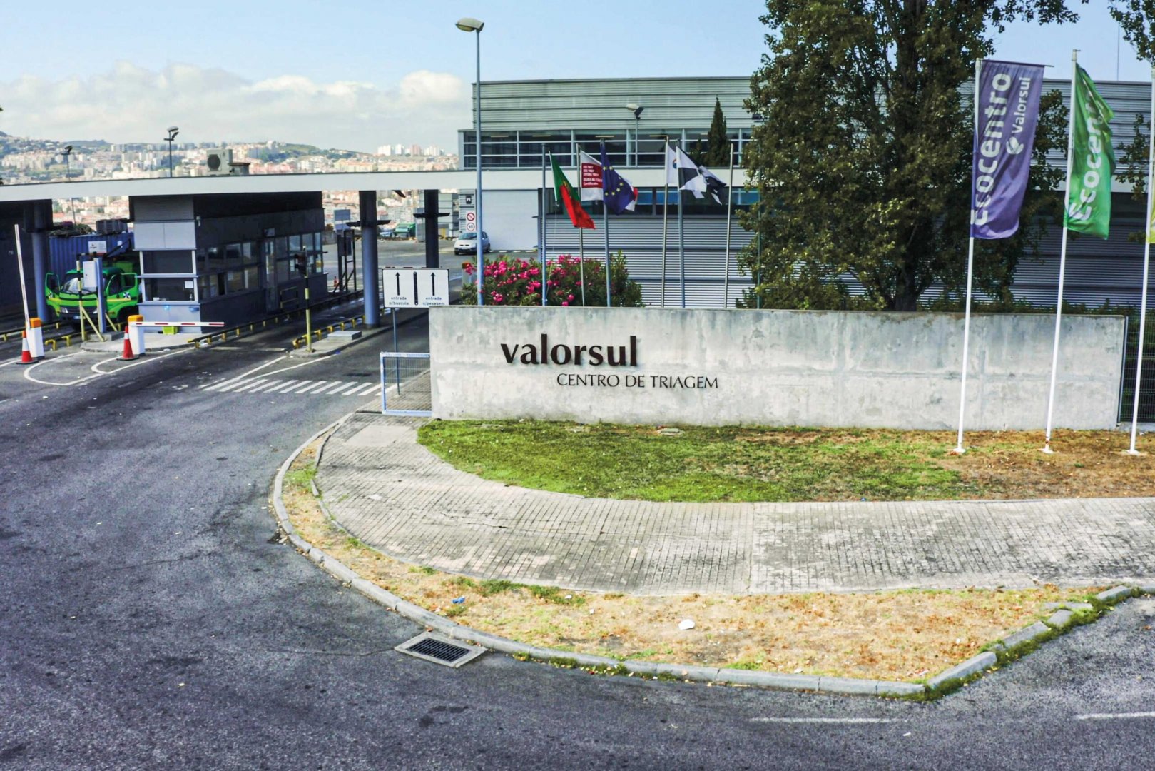 Greve na empresa de resíduos Valorsul está a ter "adesão elevada"